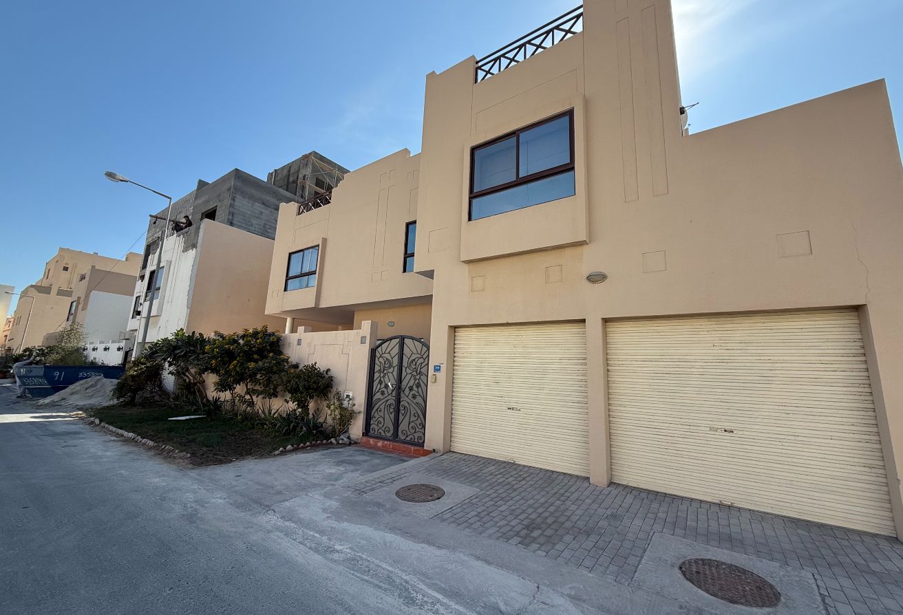 SPACIOUS VILLA FULLY FURNISHED WITH POOL | Hidd (Al Hidd) | WealthWalls